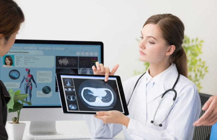 Exames contrastados: para que serve, tipos de contrastes e riscos