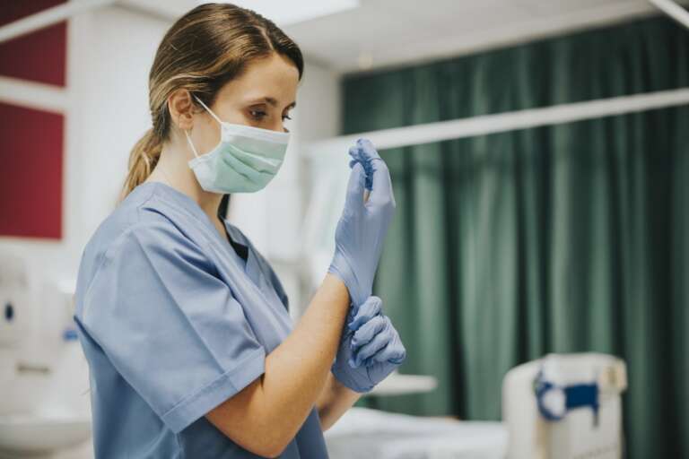 EPI hospitalar: conheça tipos e como escolher fornecedor